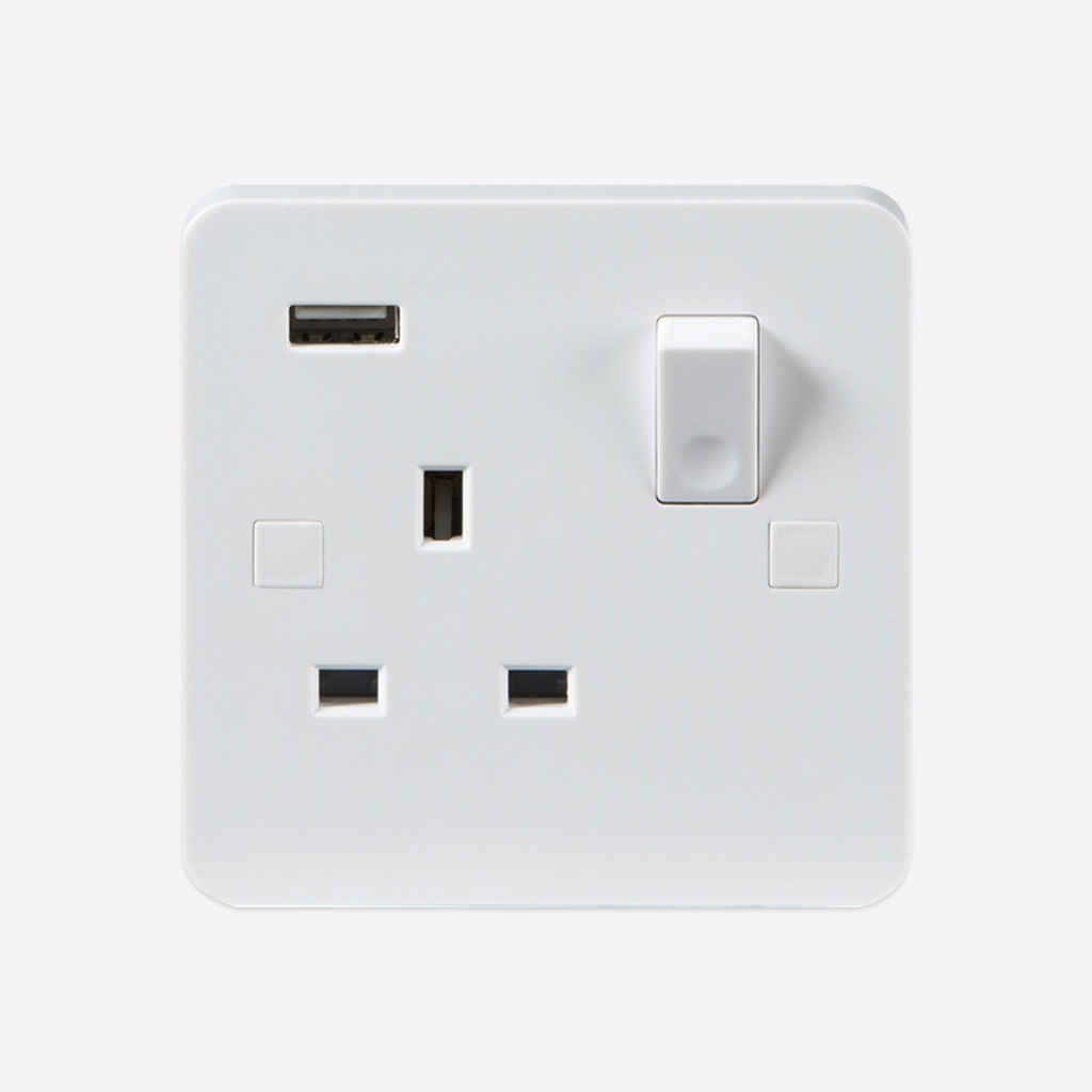 Buy 13A 1G Switched Socket with USB | Admore Online Dubai